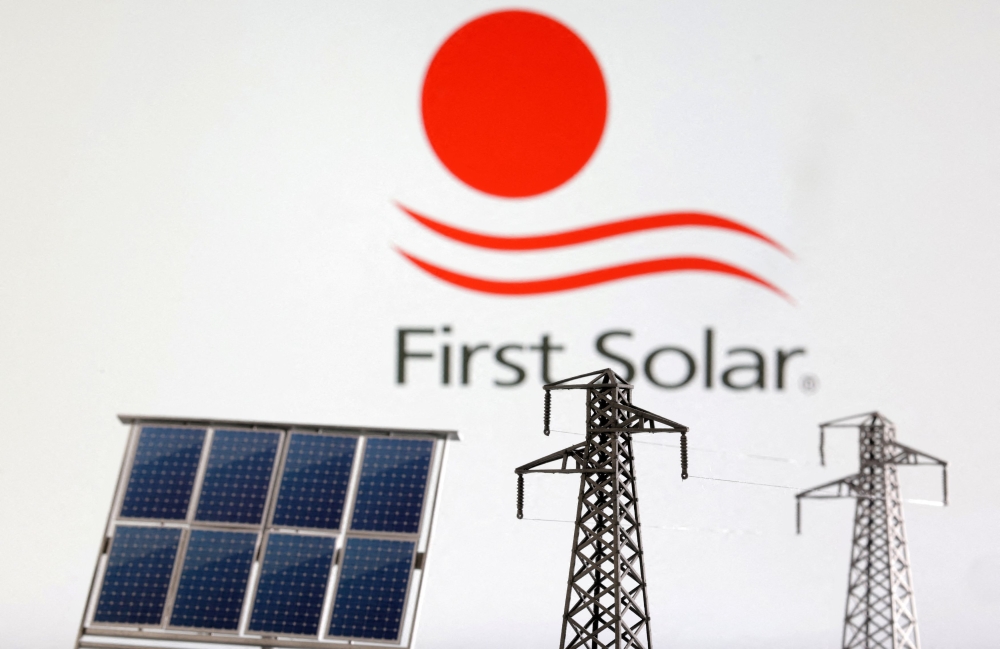 US solar panel firm reveals forced labour practices at Malaysian ...