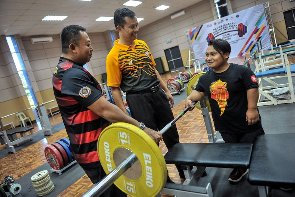 Bonnie breaks own world record at World Para Powerlifting Championships ...