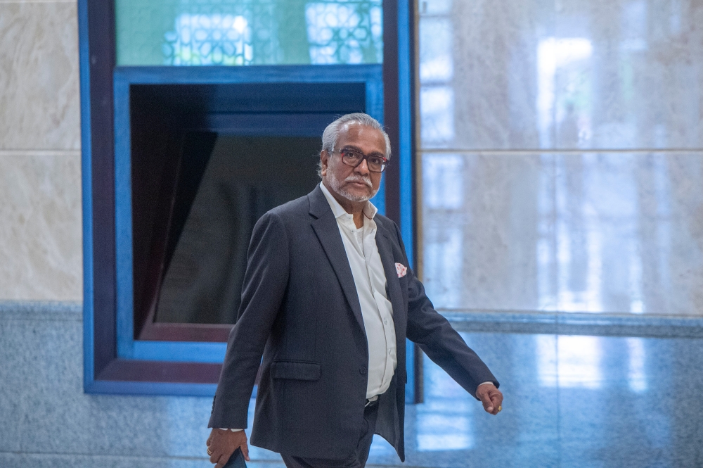 Najib fails to pause his 1MDB trial again, hearing continues next Monday | Malay Mail