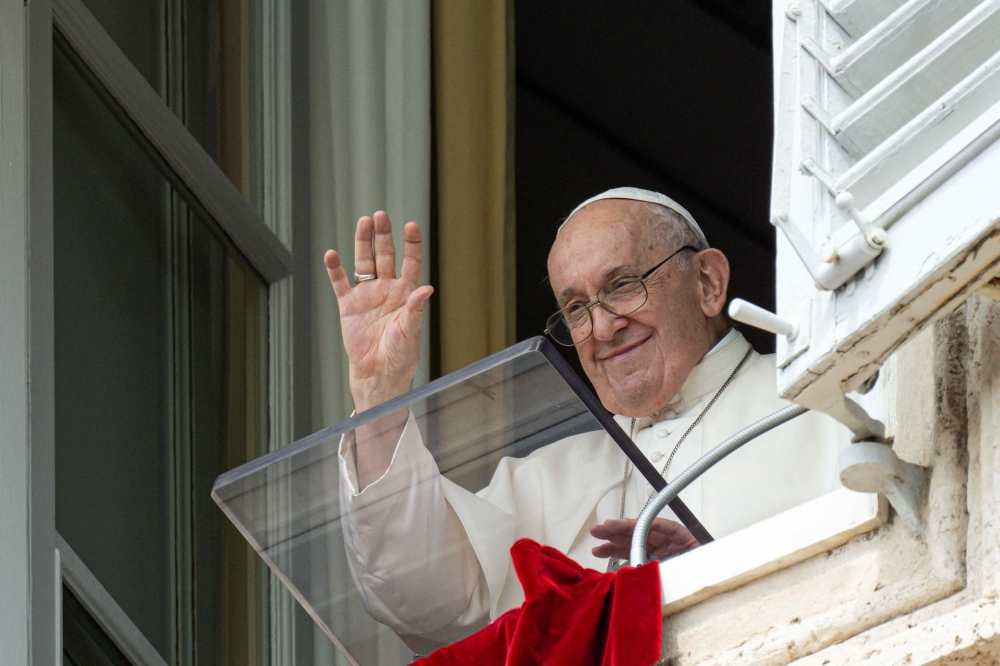 Pope to fly across world to visit Mongolia’s tiny Catholic flock ...