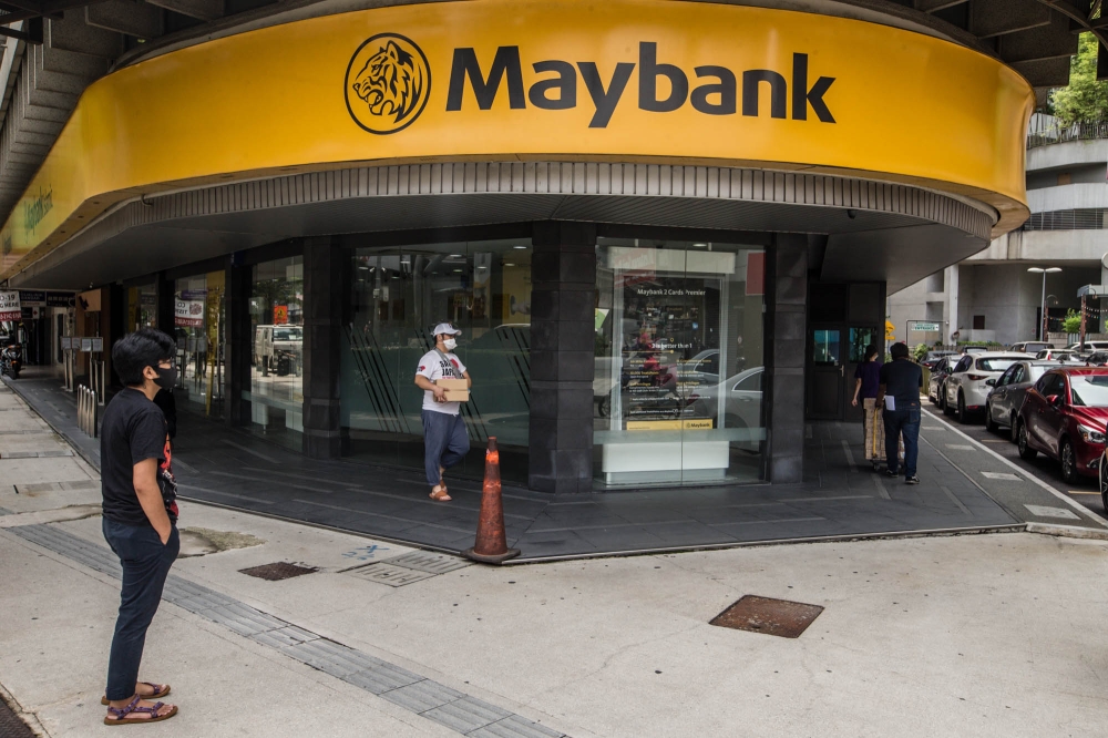 Maybank’s share price up at lunch break | Malay Mail