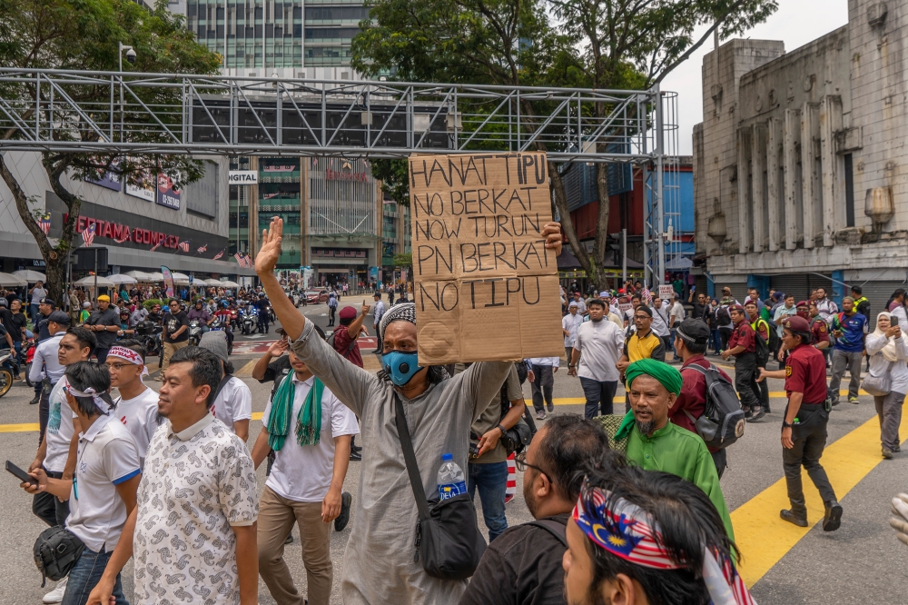 Analysts: Timing, intended message of ‘Save Malaysia’ rally reason for ...