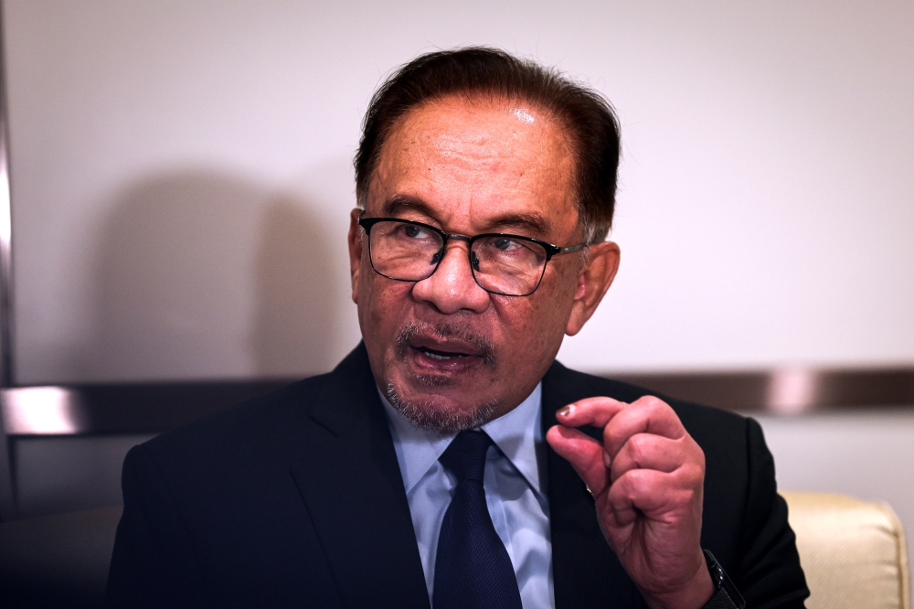 PM Anwar to wind up 12MP Mid-Term Review debate this afternoon | Malay Mail