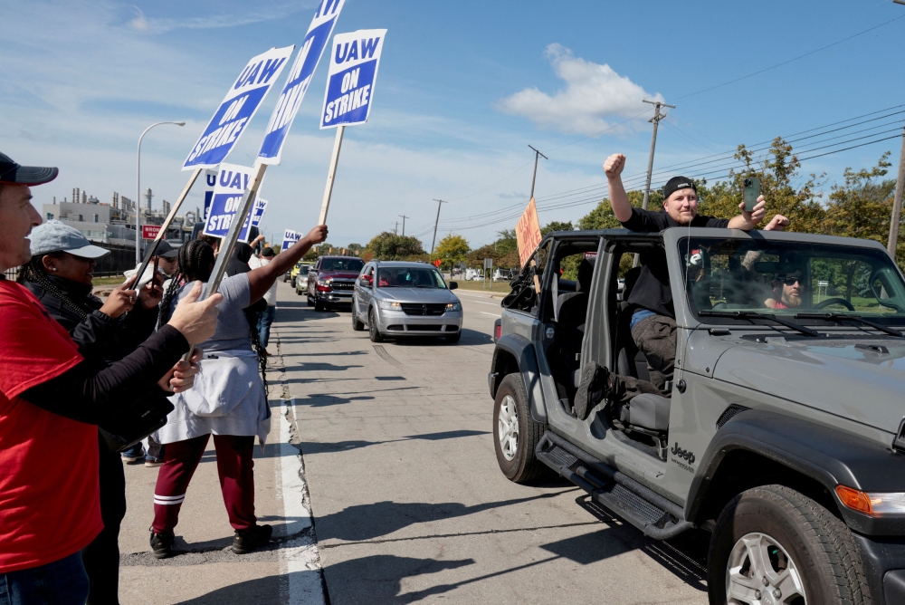 Ford avoids Canadian auto strike with union deal | Malay Mail