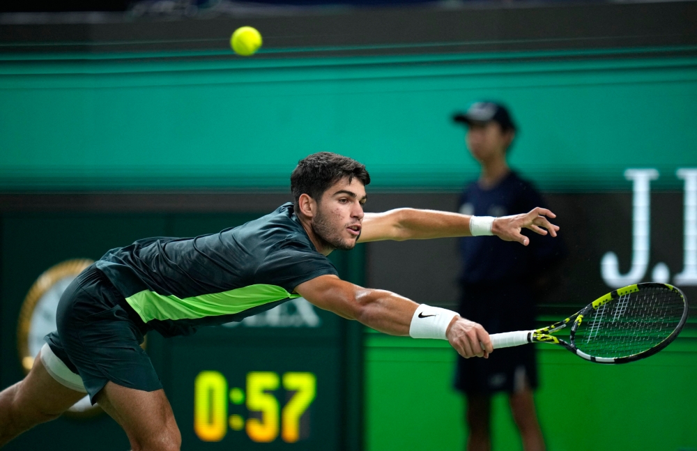 Alcaraz through as Shanghai Masters final 16 takes shape | Malay Mail