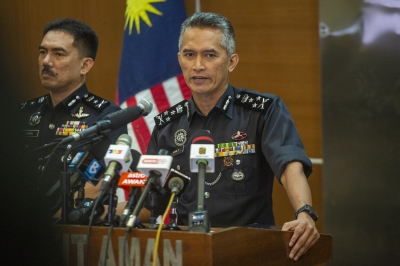 Police officers in sensitive positions must declare their income, says ...