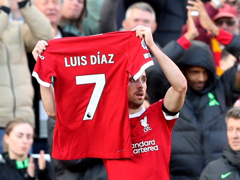 Liverpool fought for Diaz, Klopp says, after Colombian’s father ...