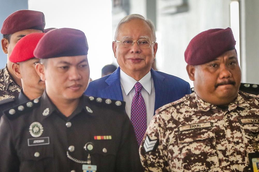 Court allows Najib's three 1MDB charges to be amended; says nothing sinister and he can still ...