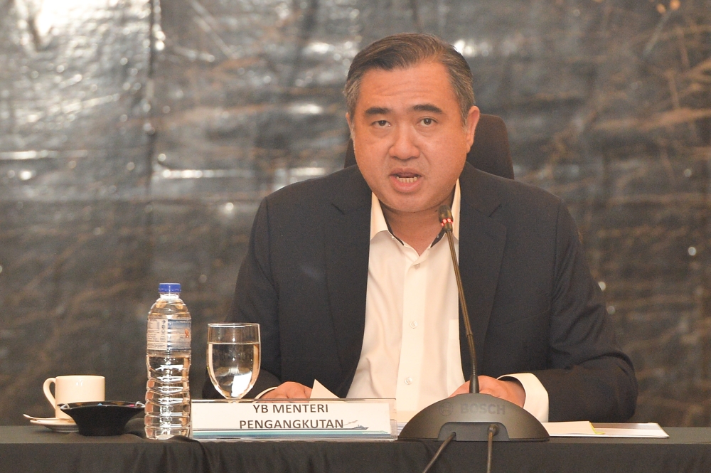 Anthony Loke: PM Anwar will make important announcement on country’s economy later today | Malay ...