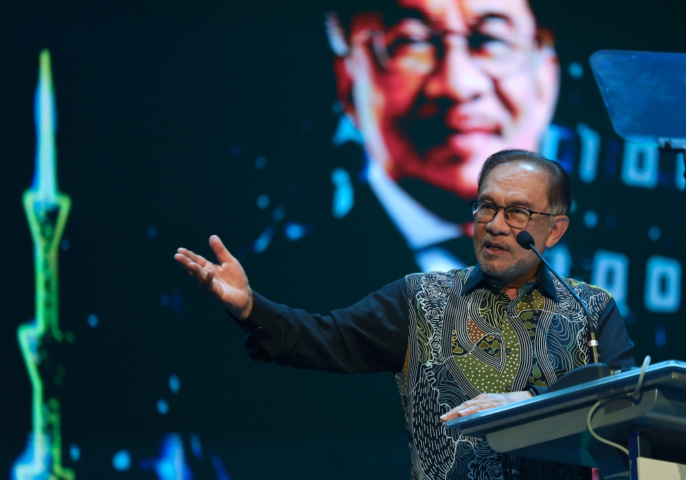 PM Anwar calls on Muslim countries to collaborate in business ...