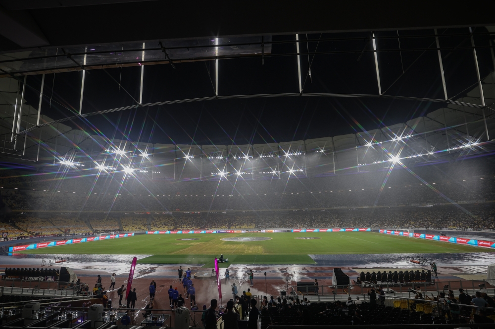 Malaysia Cup final: National Stadium filled by a sea of fans in blue ...