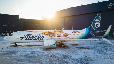 Alaska Airlines grounds Boeing 737 MAX 9 planes after emergency landing | Malay Mail