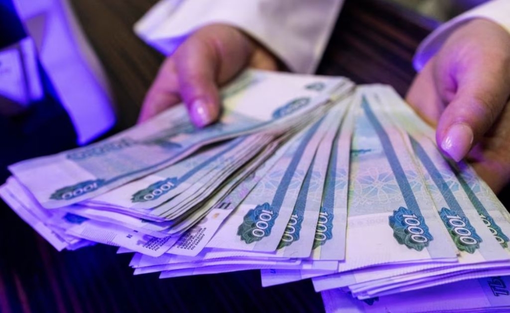 Russian rouble strengthens to six-week high vs dollar | Malay Mail