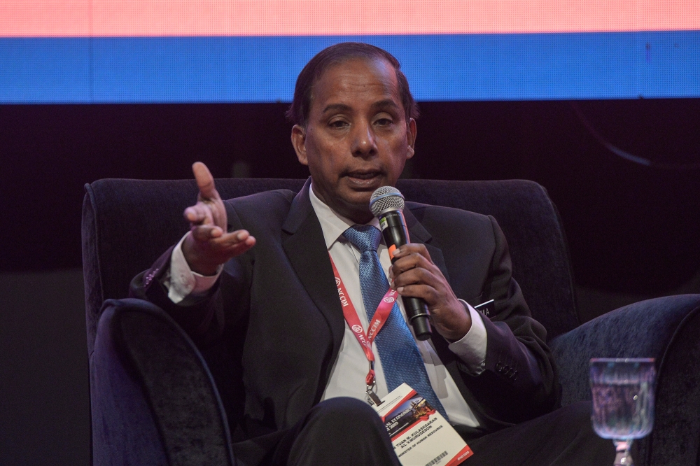 Dr Mahathir's divisive comment against minorities part of 'comeback ...