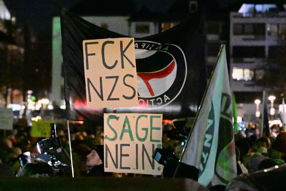 Germans protest nationwide after far-right meeting on deportation plan ...