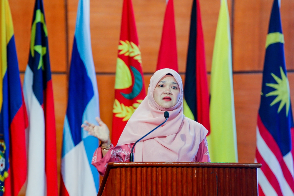 Education Ministry cuts school uniforms to just twice weekly in new ...