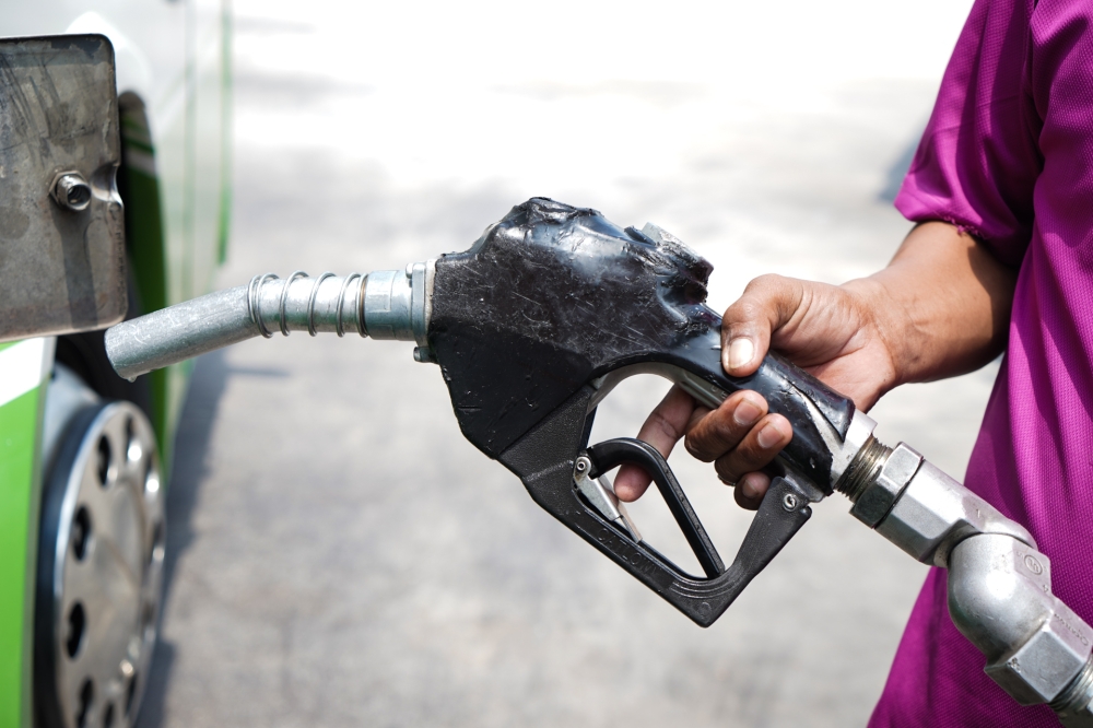 Kedah Domestic Trade ministry busts diesel smuggling syndicate in ...