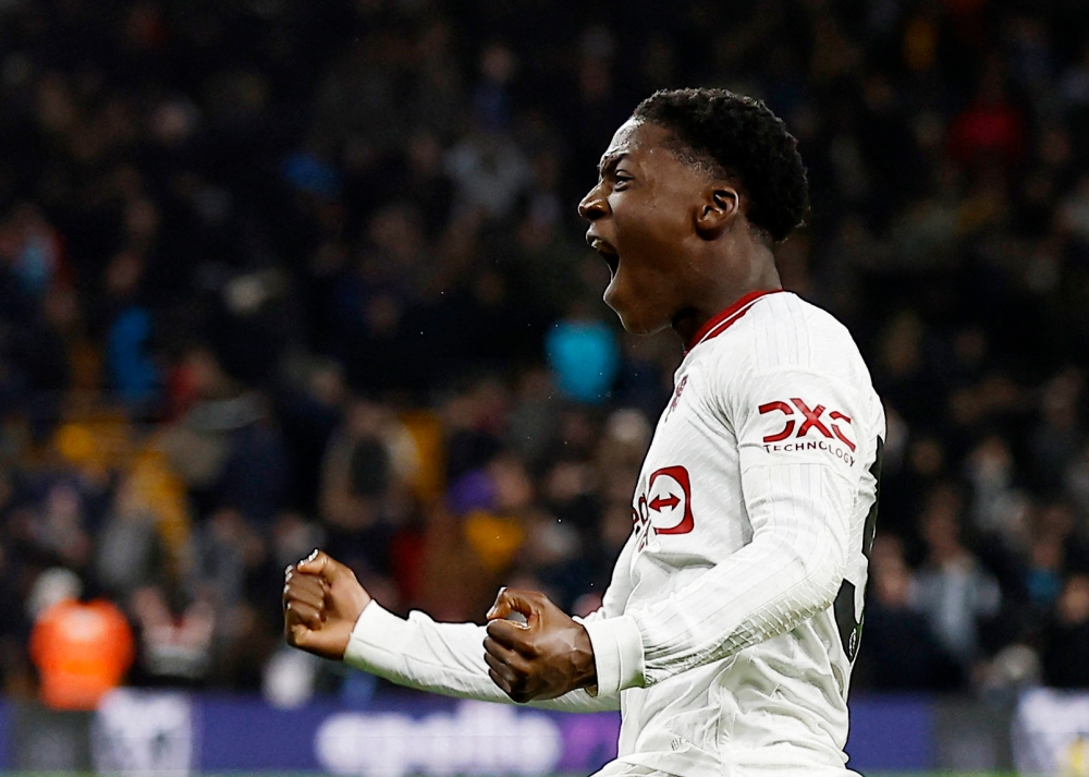 Mainoo saves Man United blushes in seven-goal thriller at Wolves ...