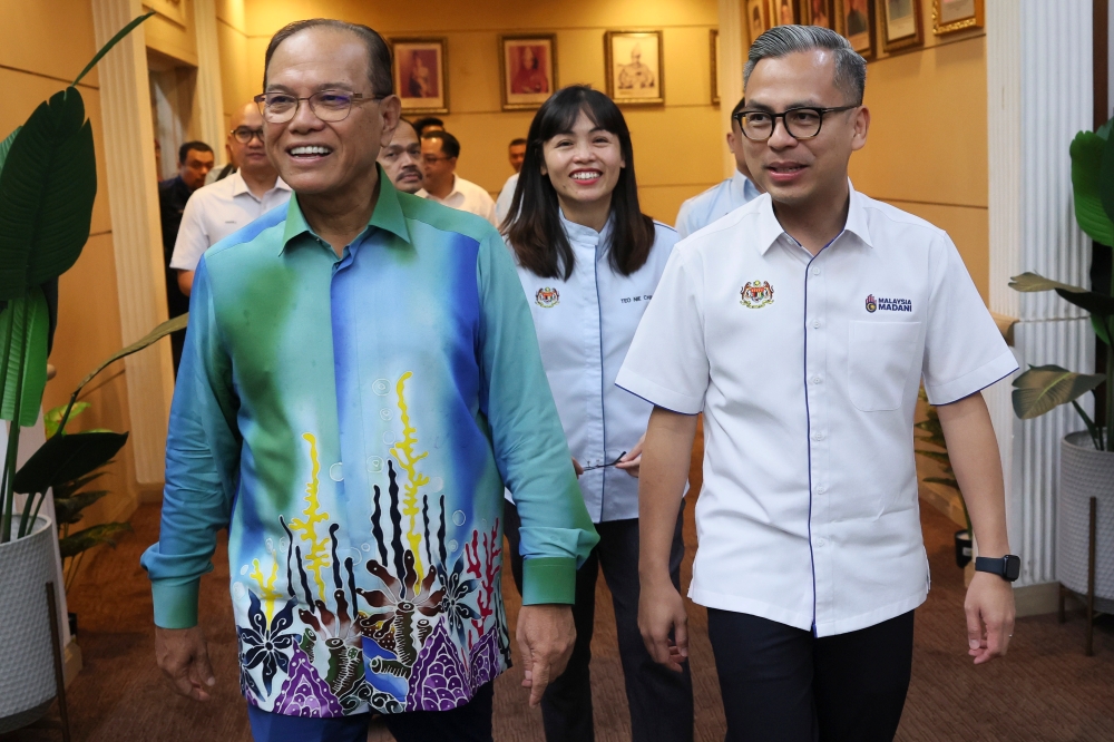 Fahmi: Communications Ministry to raise issue of children’s accounts ...