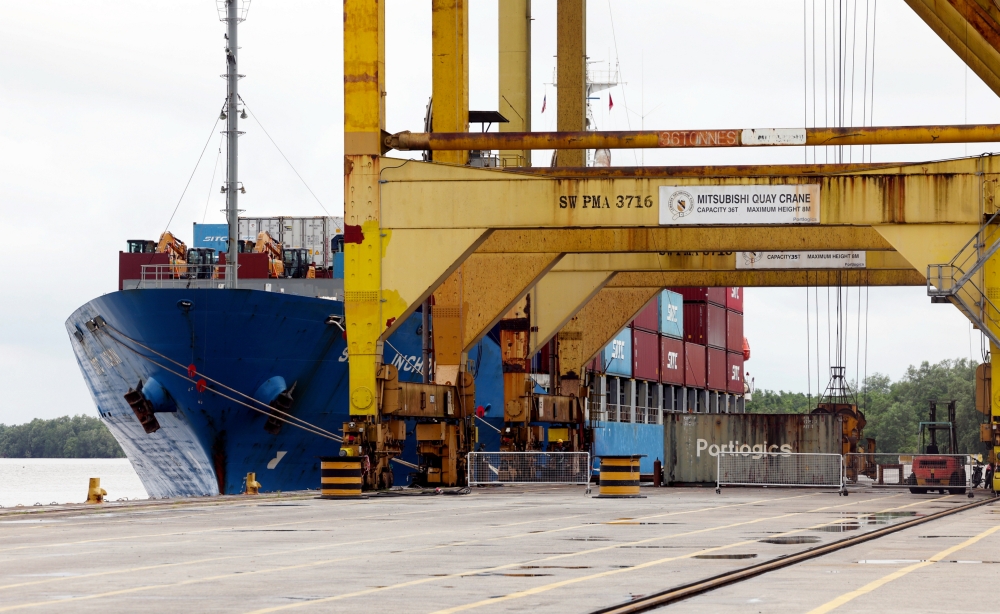 New quay cranes at Senari Port will enhance Kuching Port Authority’s ...