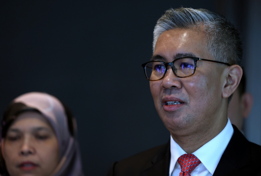 Malaysia needs more free trade agreements in Asean region to boost domestic economy, says Tengku ...