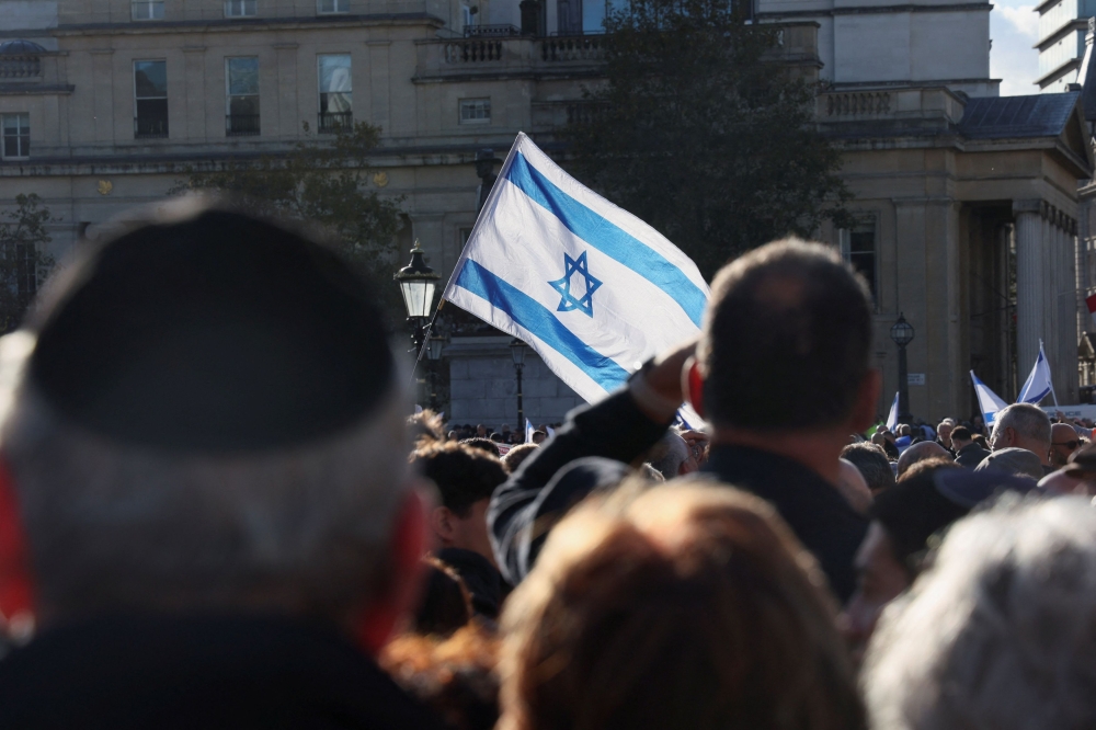 Burning object thrown at Israeli embassy in Hague, Dutch police say ...