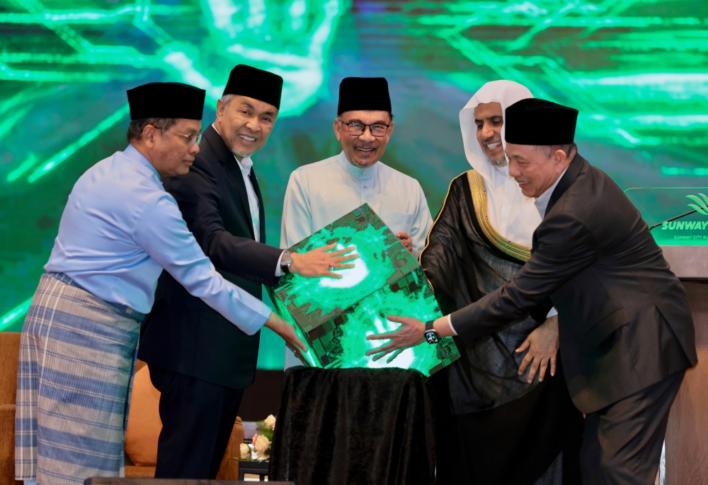 PM Anwar says International Conference of Religious Leaders will be ...