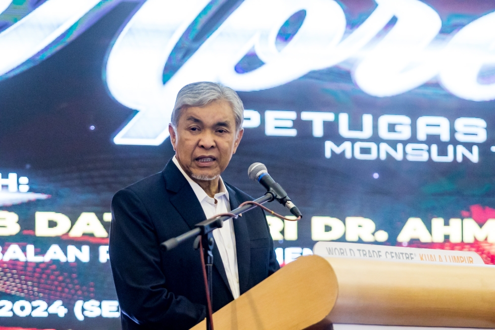 Hamzah making up claim about Umno position offer, says Zahid | Malay Mail