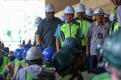 JKR officers must study prices, different costs before approving road ...