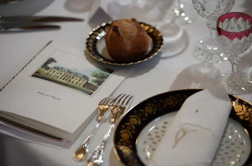 Four thousand historic French state dinner menus up for auction | Malay ...