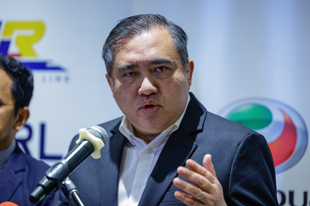 Sg Bakap polls: MCA welcome to campaign for unity govt candidate, says Anthony Loke | Malay Mail