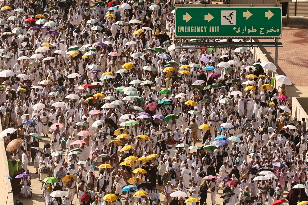 Saudi says 1,301 deaths during Haj, mostly unregistered pilgrims ...