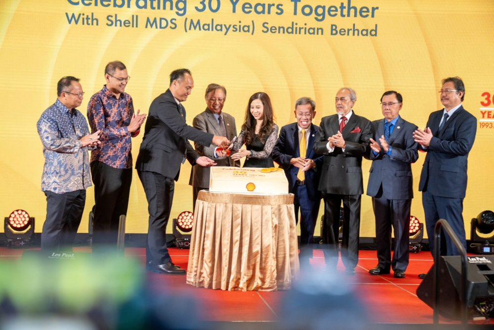 Shell MDS in Bintulu produces world’s first gas-derived butter | Malay Mail