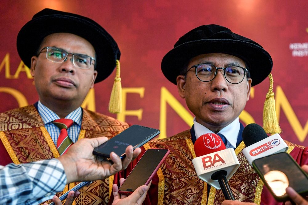 Education Ministry pledges education support for 402 children rescued ...