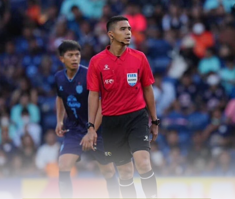 Zero criticism, mad respect: Malaysian referee Nazmi Nasaruddin wins ...
