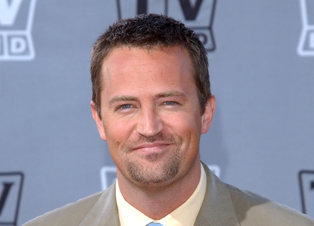Matthew Perry’s jumper among memorabilia sold at ‘Friends’ auction ...