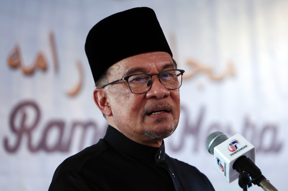 As Israel pounds neighbours, PM Anwar warns of ‘dangerous cycle of ...
