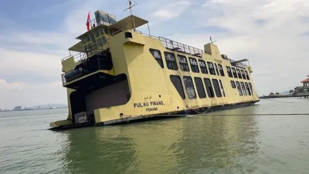 Penang Ferry Museum takes on water, relocated to shallow waters after ...