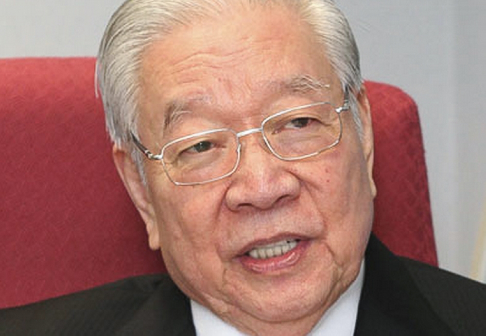 Family of Public Bank founder Teh Hong Piow to keep just 10pc shares ...