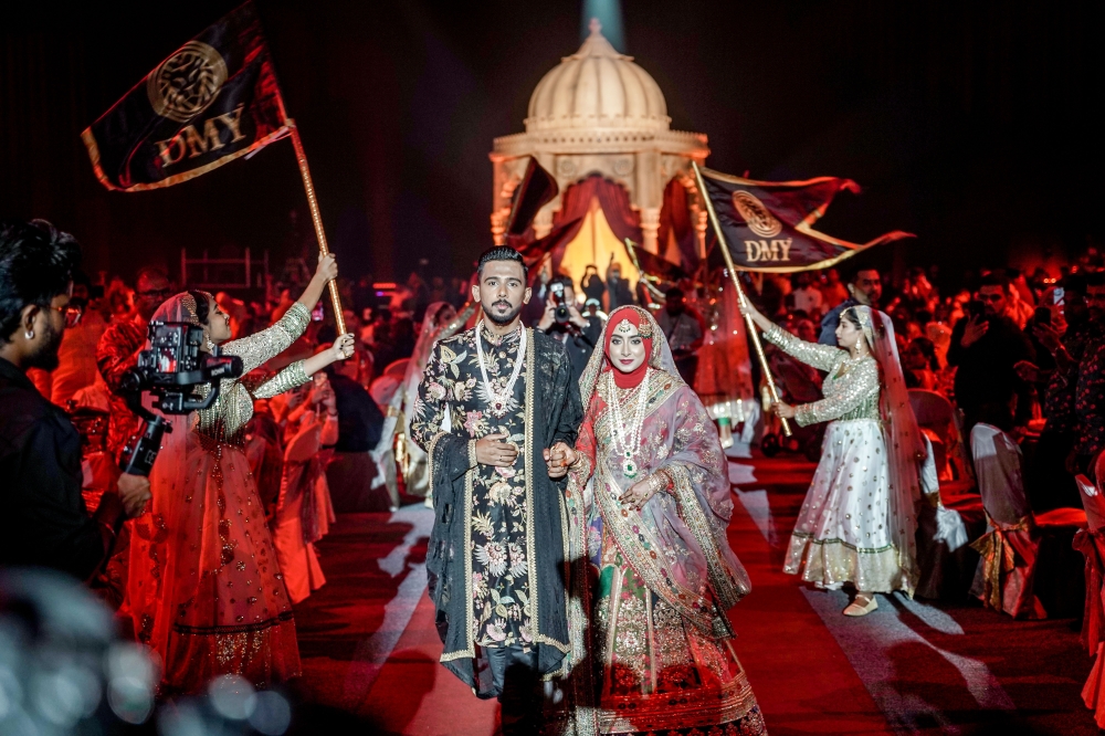 Living up to wedding of the year tag — Setia Alam dazzles with ...