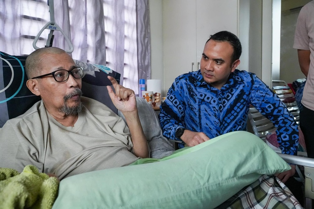 PM Anwar offers financial assistance to former Raub MP recovering from ...