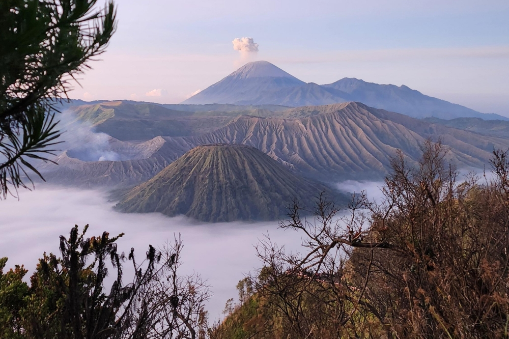 Malaysian photographer’s breathtaking East Java volcanoes shot among ...
