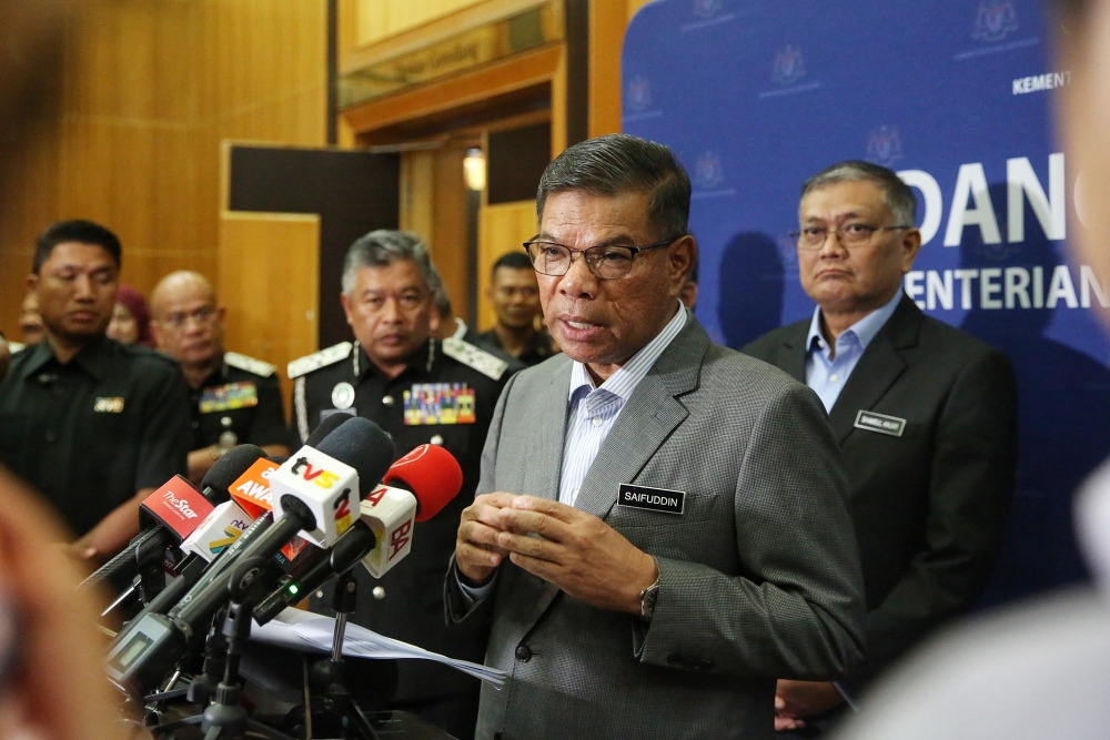 Saifuddin Nasution: Home Ministry to resolve ID issues for students ...