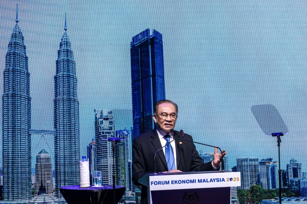 PM Anwar says 2025 shaping to be challenging year for Malaysia, regional cooperation key to ...
