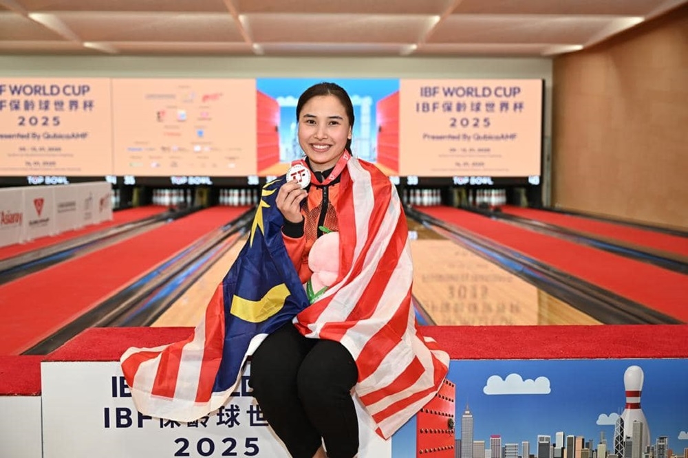 PM Anwar congratulates Natasha Roslan on being first Malaysian woman to ...