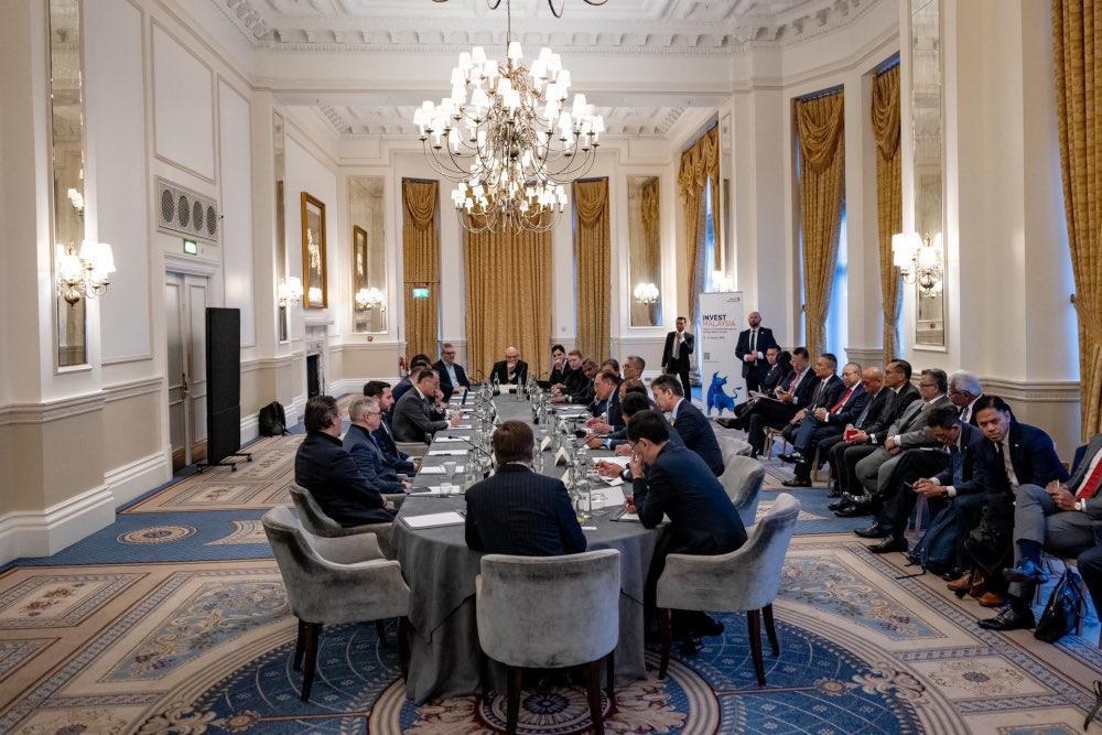 At InvestMalaysia programme in London, PM Anwar highlights Johor-Singapore SEZ as key to ...