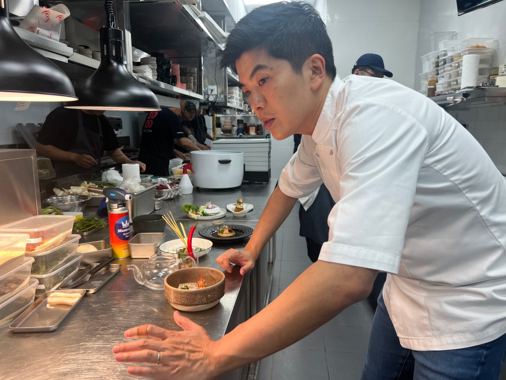 A love for Penang ‘char koay teow’ led Chef Ton of Michelin-starred Le ...