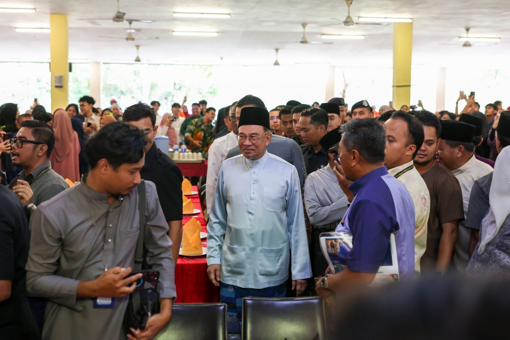 PM Anwar says ‘go ahead, protest against corruption’ ahead of anti ...