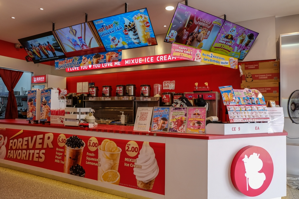 Mixue Malaysia apologises over halal compliance concerns after garbage bag incident | Malay Mail