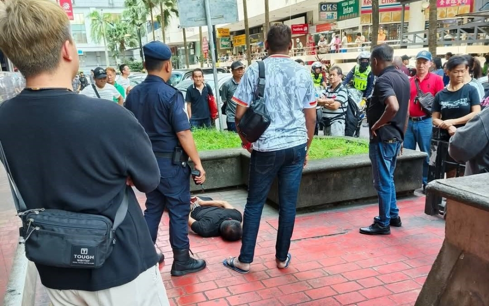 Metal fabricator remanded for seven days over JB meat cleaver attack ...